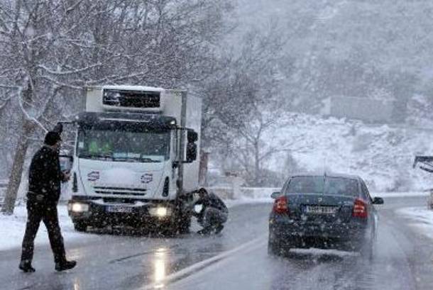 Χιονιάς χτυπά την Ελλάδα… | dramini