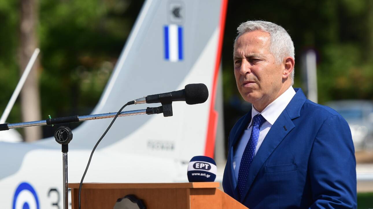 Ο Ανασχηματισμός και το ΟΧΙ του Ε. Αποστολάκη | dramini