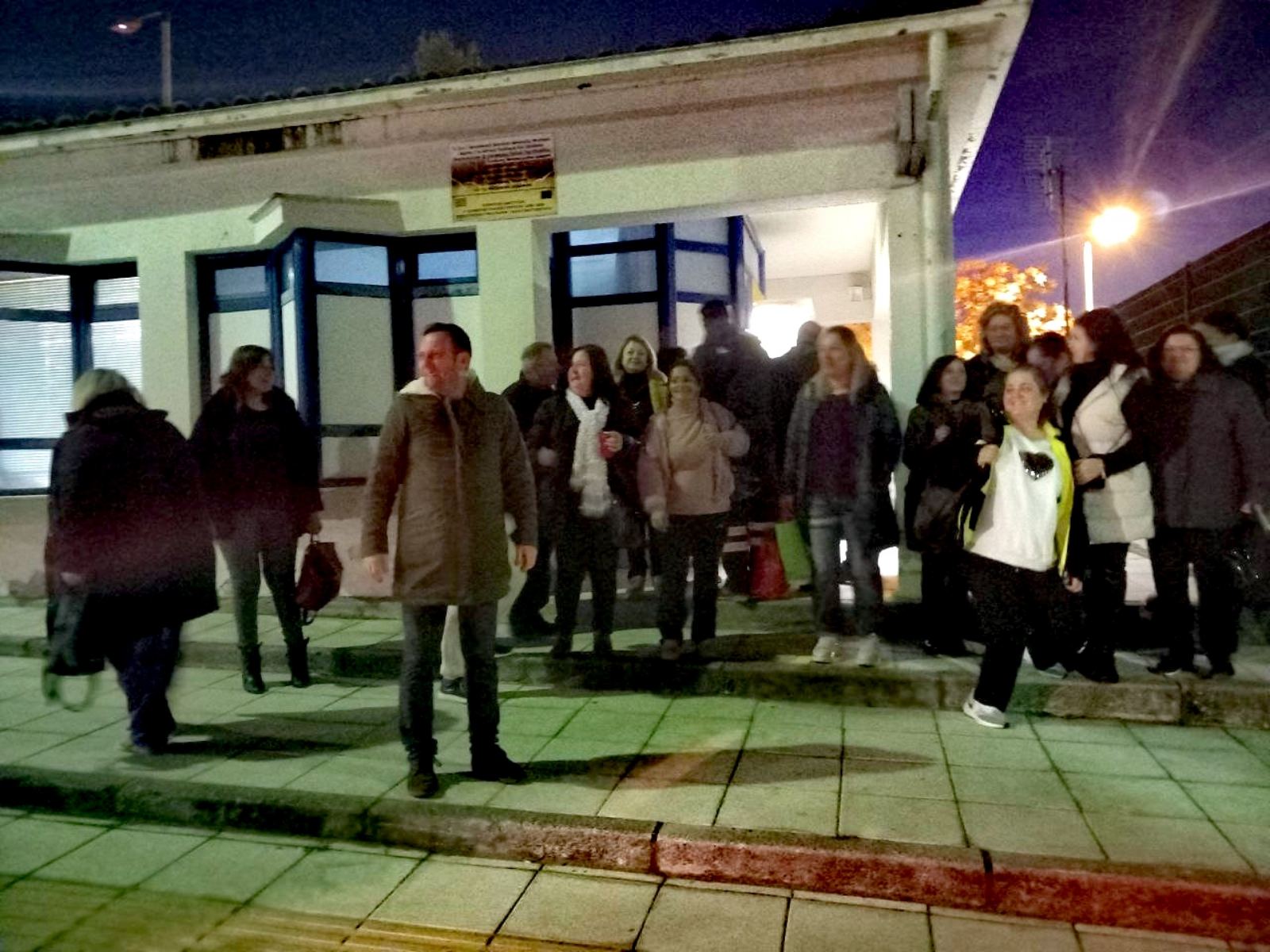 Συγκίνηση στο Νοσοκομείο Δράμας με την επιστροφή των Υγειονομικών | dramini