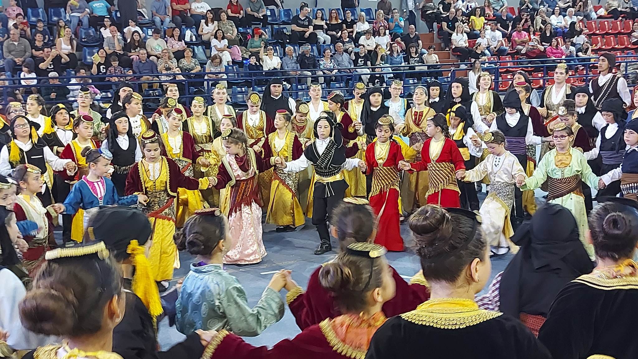 Μηνύματα αισιοδοξίας από τα παιδιά του 12ου Παιδικού- Εφηβικού Φεστιβάλ ...