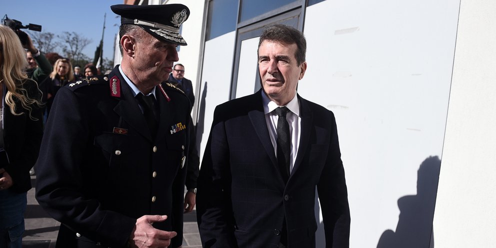 Οδηγίες Χρυσοχοϊδη για την αντιμετώπιση νέων περιστατικών ...