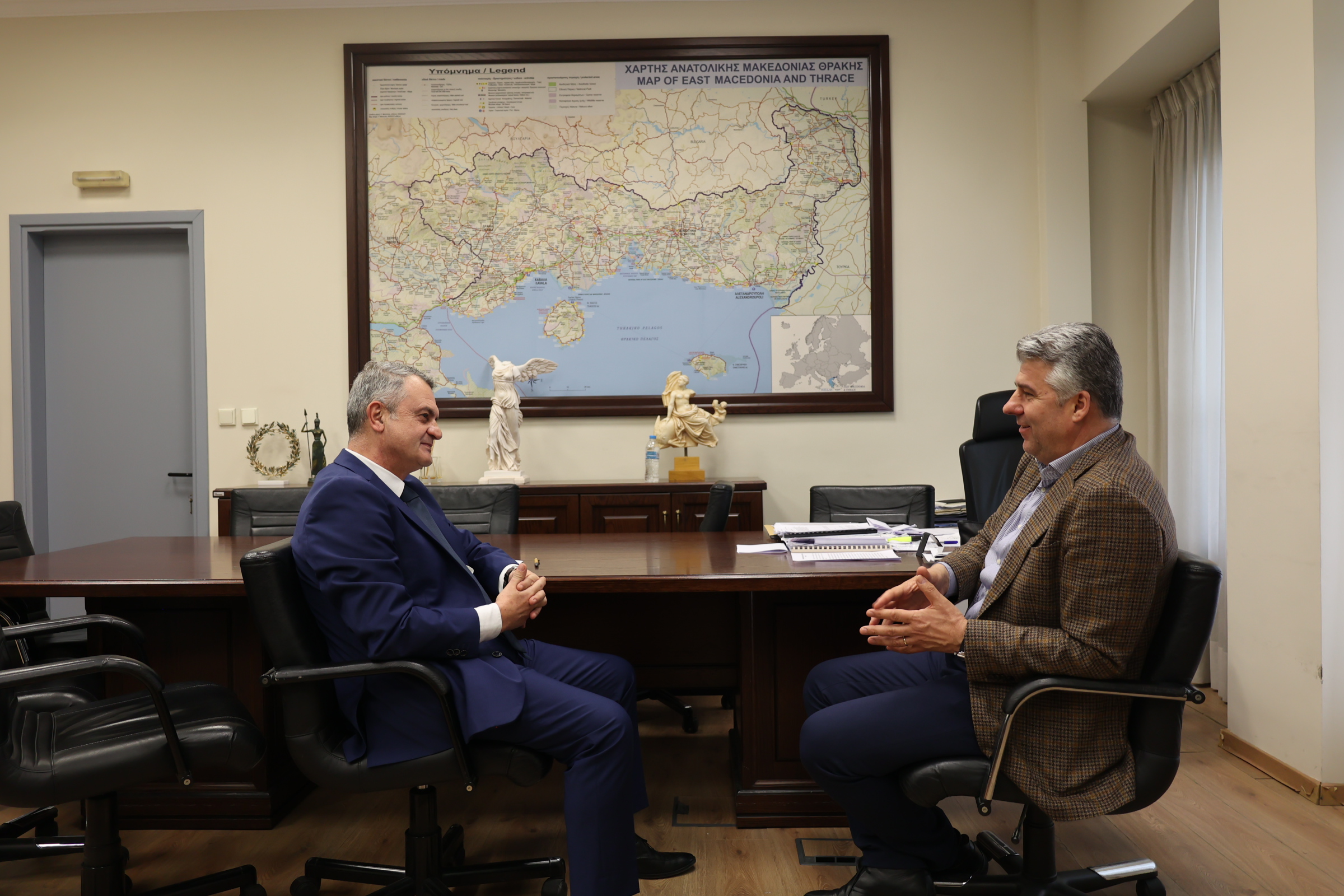 Η αναβάθμιση υποδομών και εξοπλισμού υγείας στη συνάντηση του ...