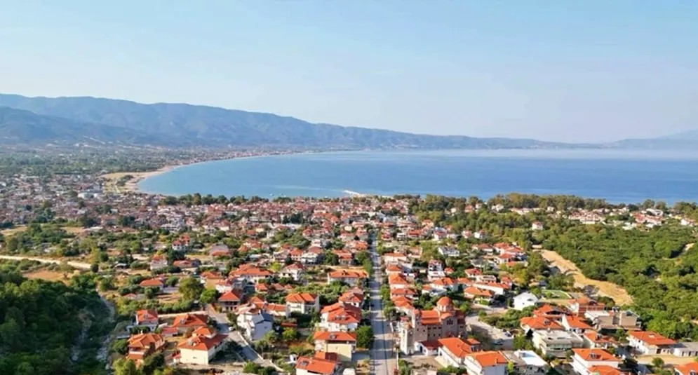 15.000 ακίνητα νοικιάζονται παράνομα σε αλλοδαπούς τουρίστες Ασπροβάλτα ...